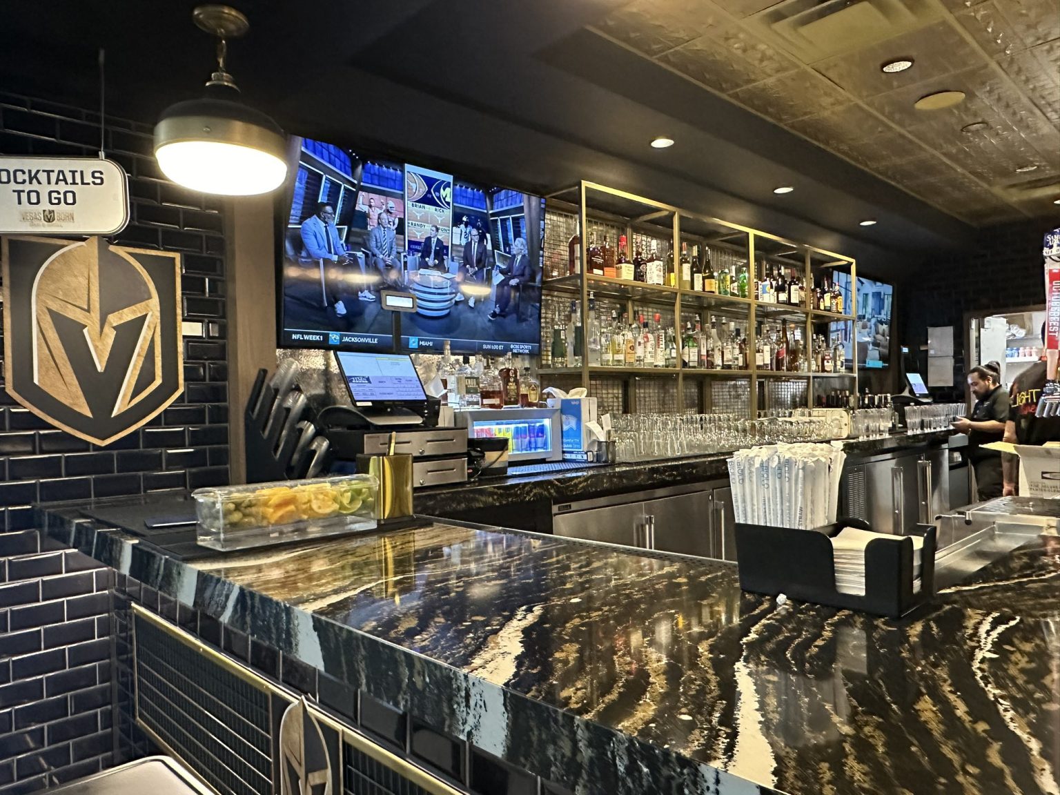 Vegas Born Bar & Grill Celebrates Grand Opening at LAS Airport